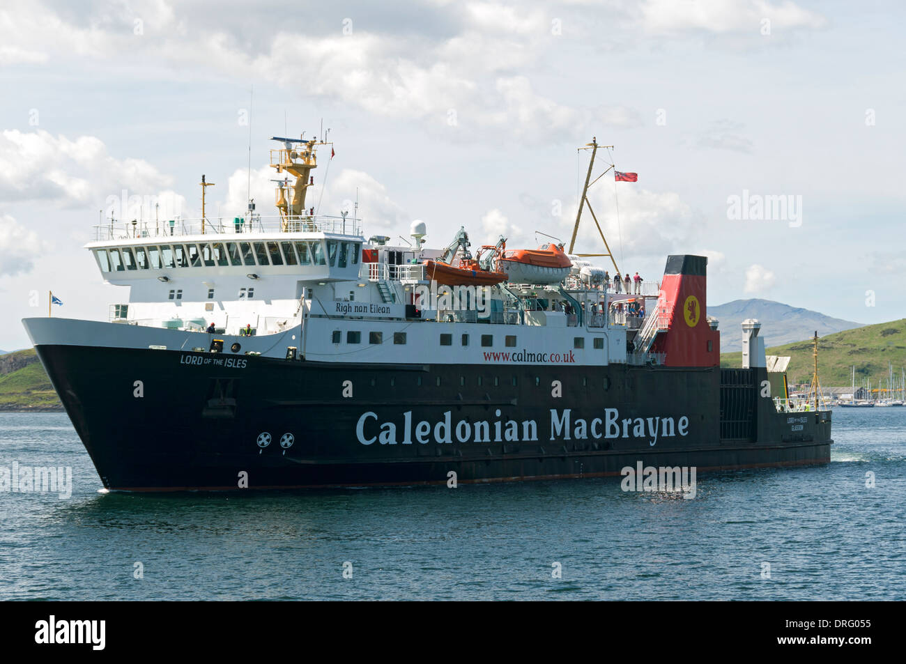 Caledonian MacBrayne's ferry, the 'Lord of the Isles', in Oban Bay ...