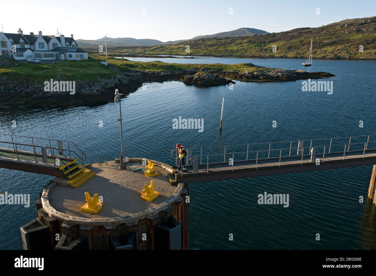 Lochboisdale hotel hi-res stock photography and images - Alamy