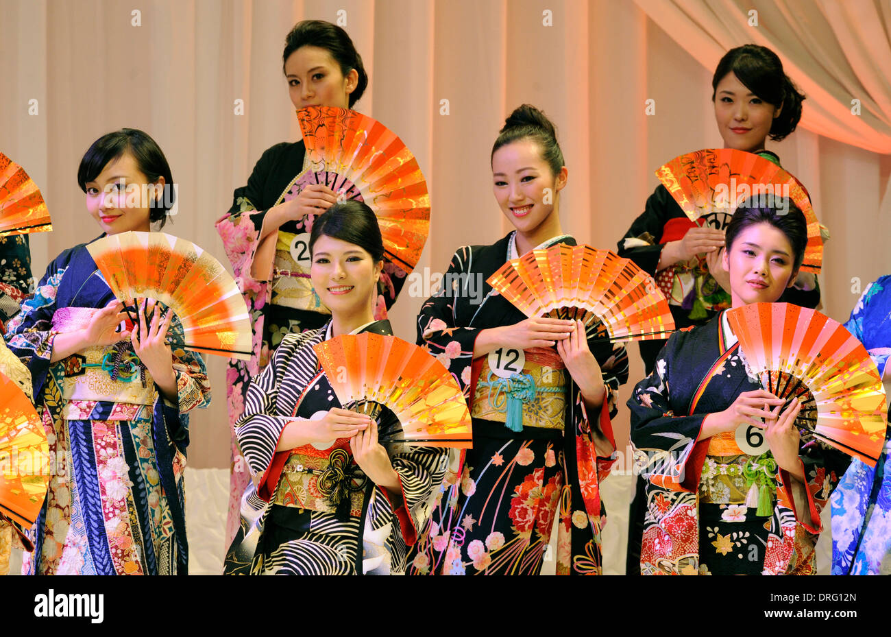 Miss japan hi-res stock photography and images - Alamy