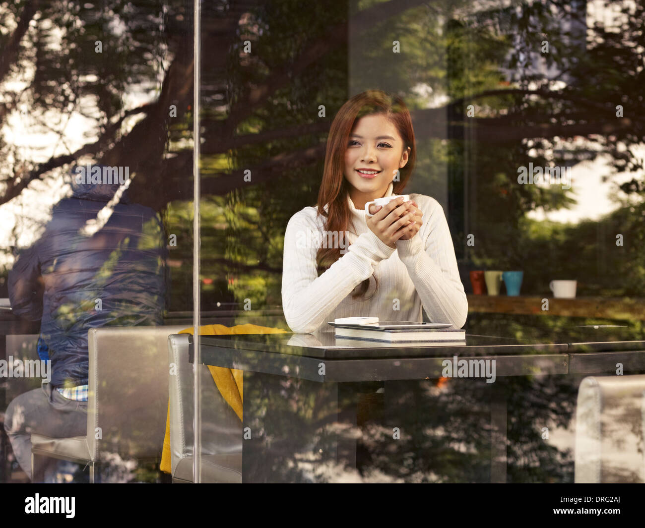 Female coffee shop hi-res stock photography and images - Alamy
