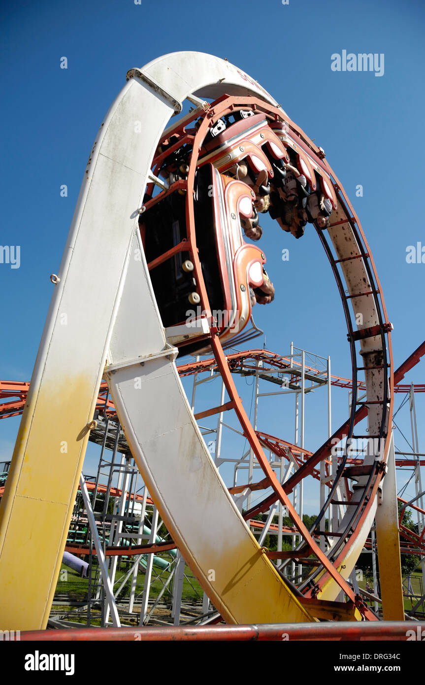 Loop rollercoaster hi-res stock photography and images - Alamy