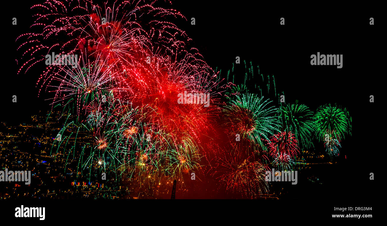 Fireworks in the dark sky hi-res stock photography and images - Alamy