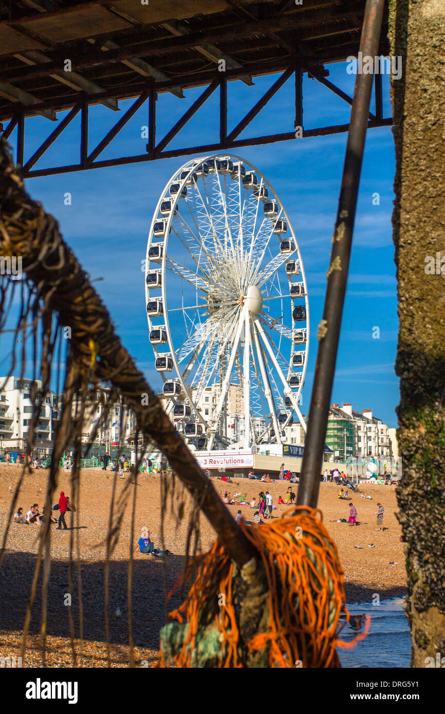 Brighton Wheel seen through the superstructure of the Pier Stock Photo ...