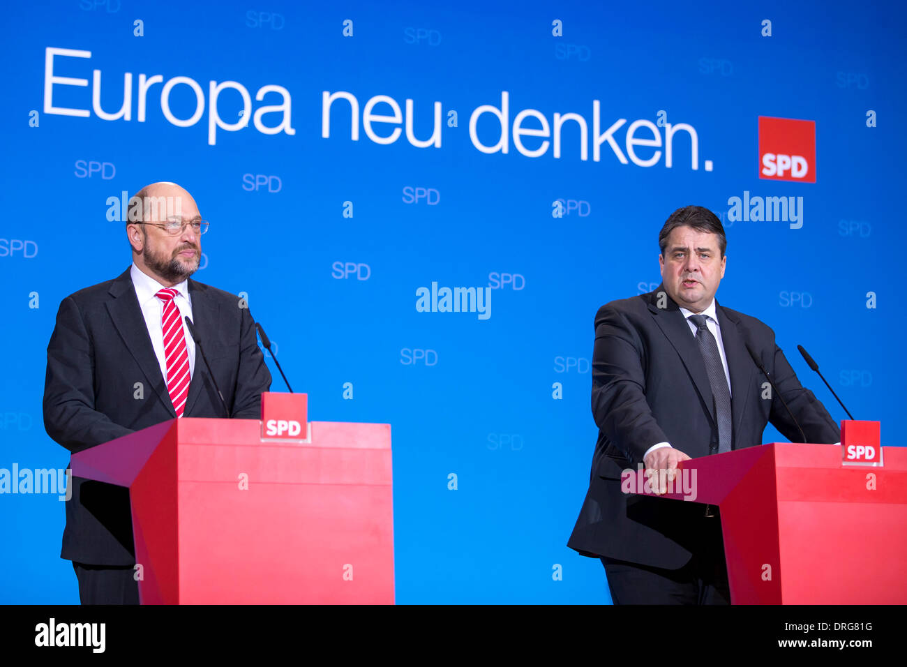 Spd party chef and german minister of economy hi-res stock photography ...