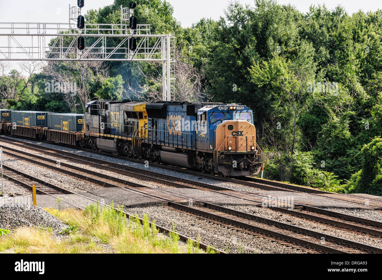 CSX Locomotives EMD SD70MAC No 4763 and GE CW44-6 No 677 on intermodal ...