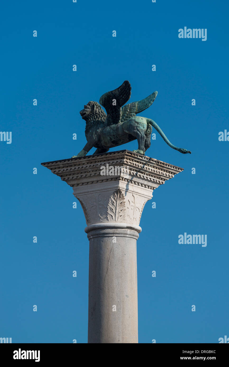 Column with lion of st mark hi-res stock photography and images - Alamy
