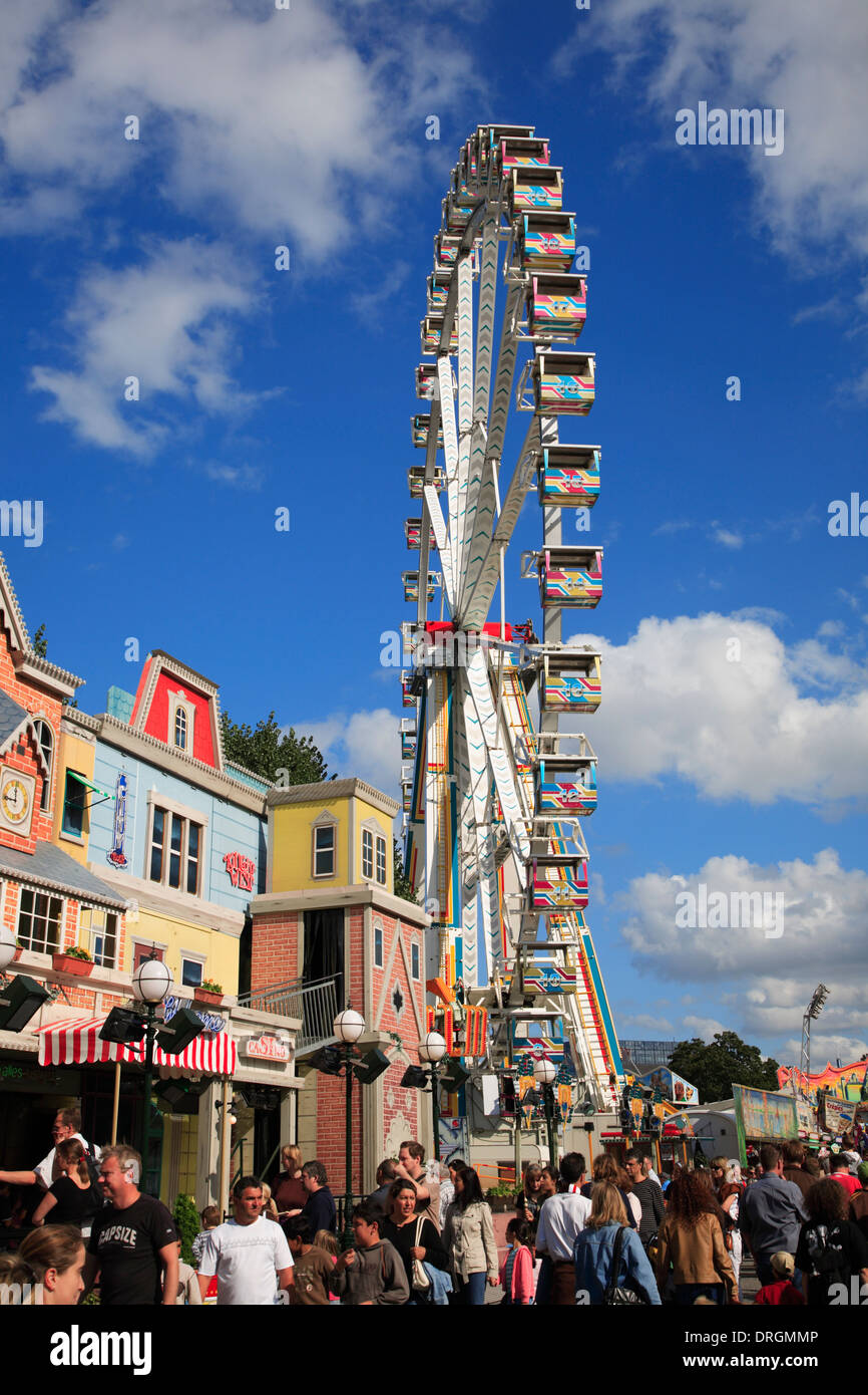 Ferris wheel at Hamburger DOM, fairground Hamburg, Germany, Europe ...