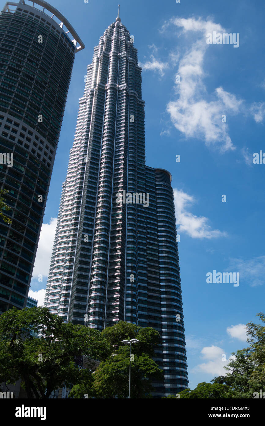 The Petronas Twin Towers, Kuala Lumpur, Malaysia Stock Photo - Alamy