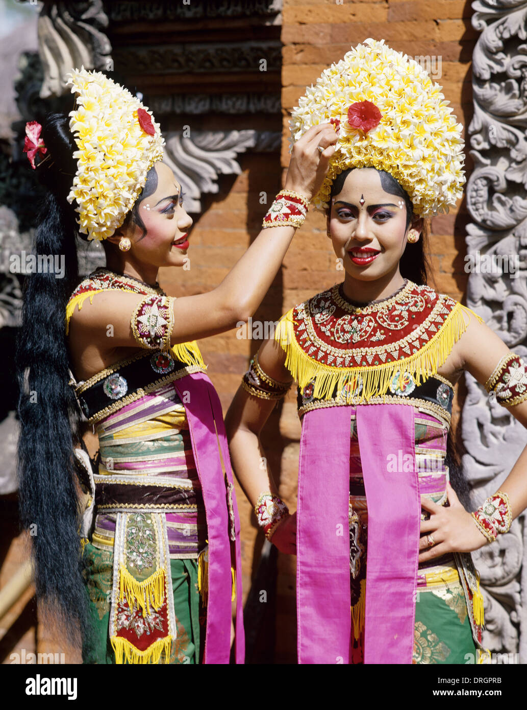 Indonesia; Bali, Gianyar, Asian princesses in costume Stock Photo - Alamy