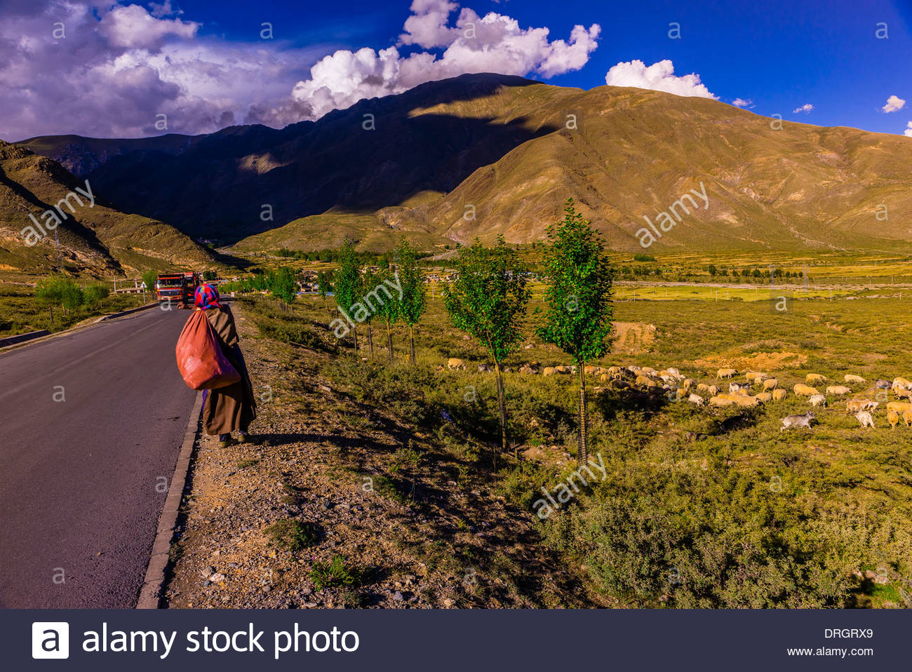 Lhasa Valley Stock Photos & Lhasa Valley Stock Images - Alamy