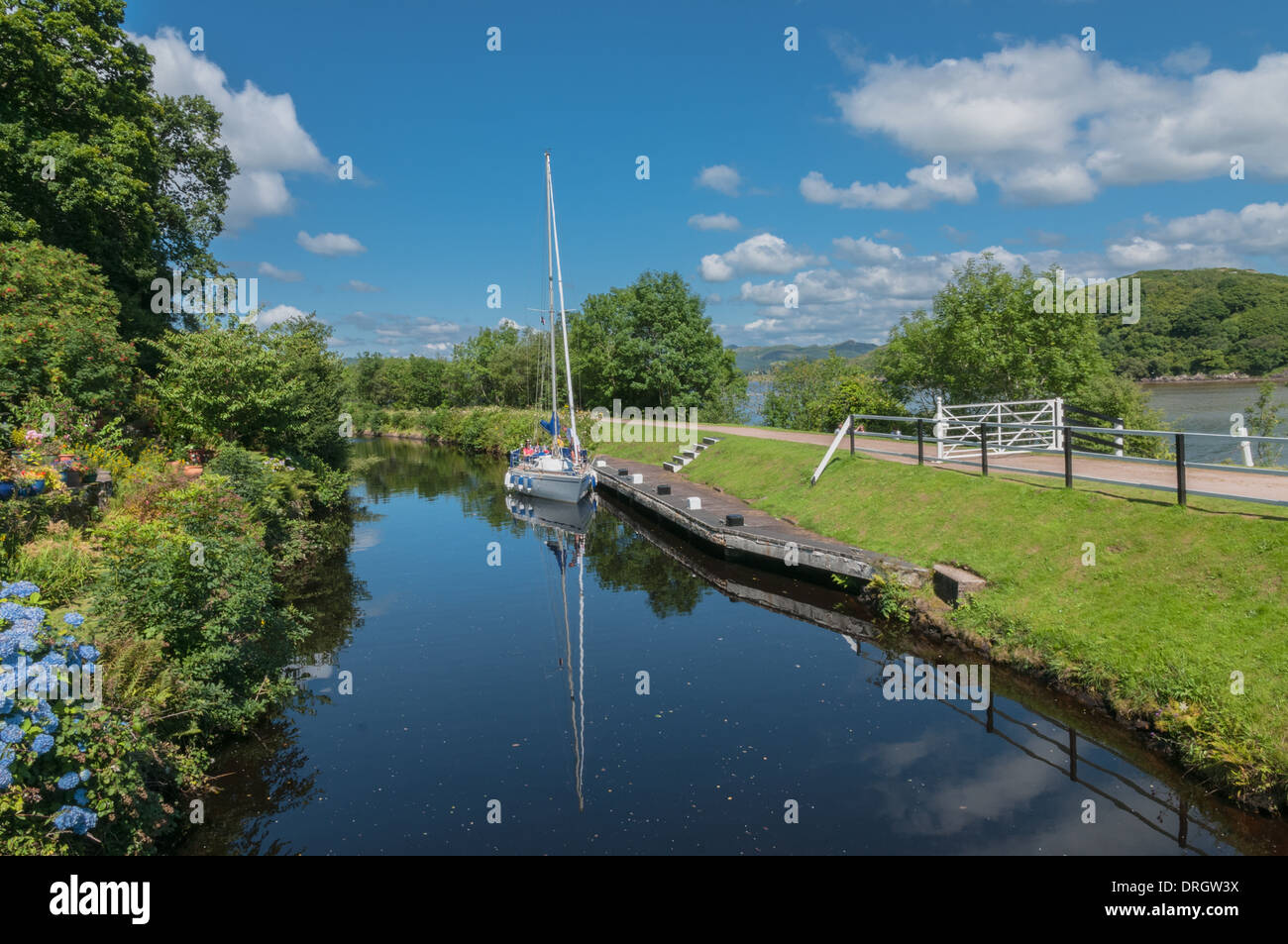 Crinan lock hi-res stock photography and images - Alamy