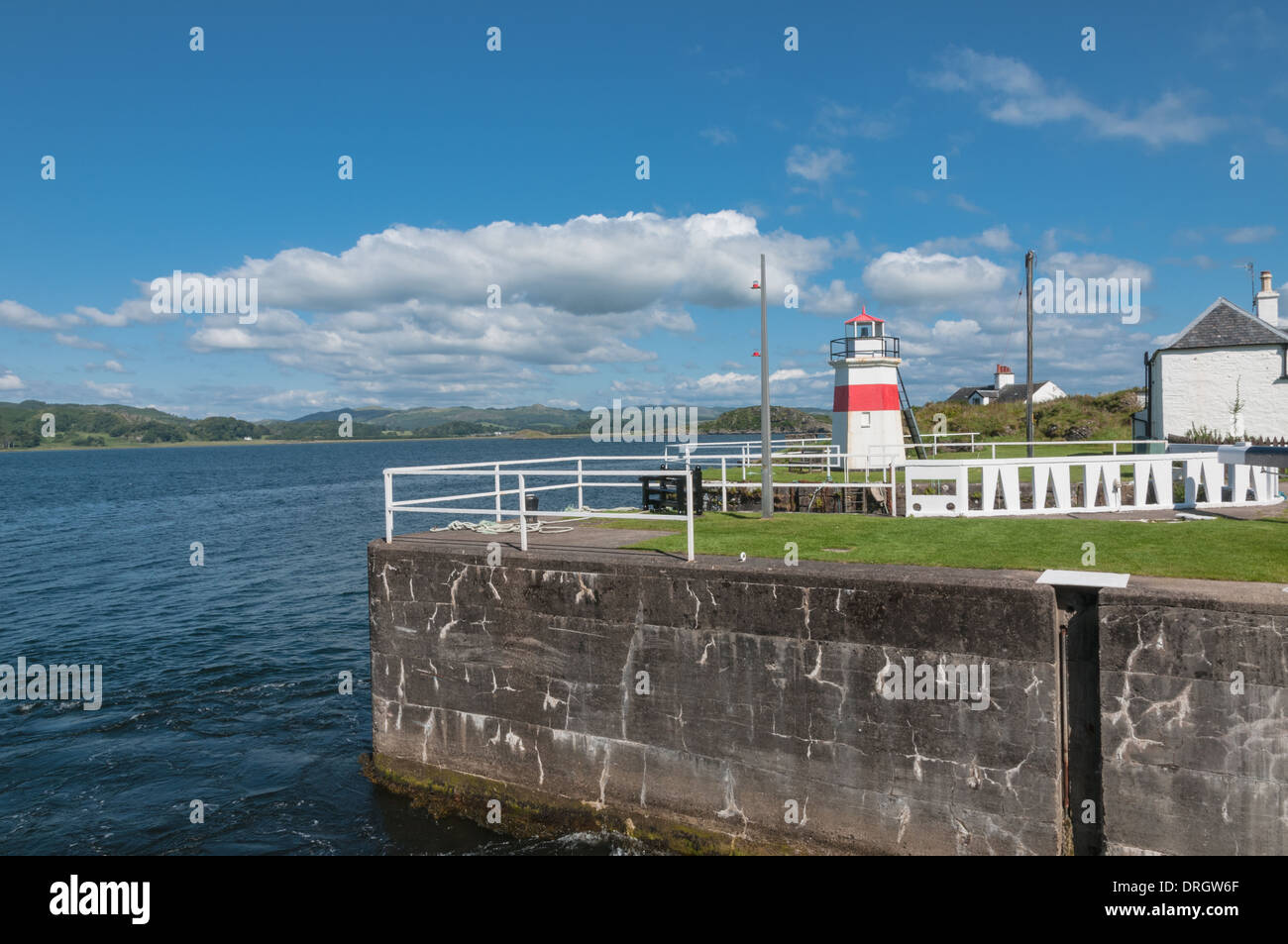 Crinan sea lock hi-res stock photography and images - Alamy