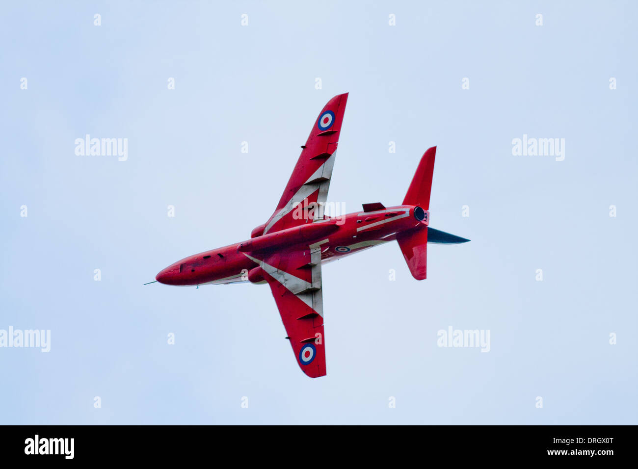Single Red Arrow Stock Photo - Alamy