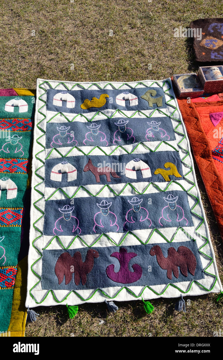 Kyrgyz shyrdak (carpet Stock Photo - Alamy