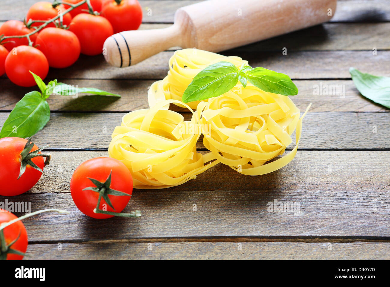 Pasta rolling hi-res stock photography and images - Alamy