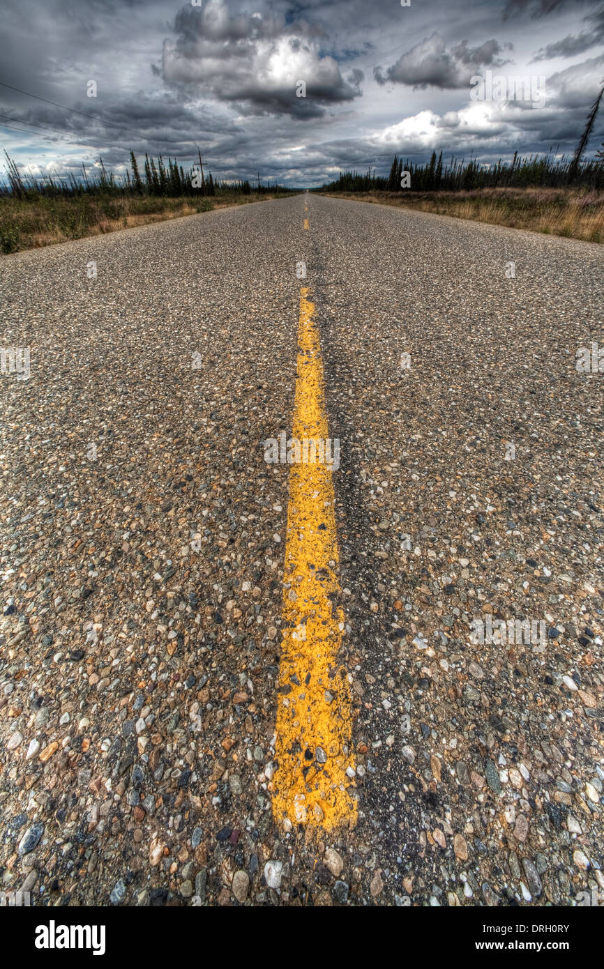 Low angle perspective of a road and the distant horizon Stock Photo - Alamy
