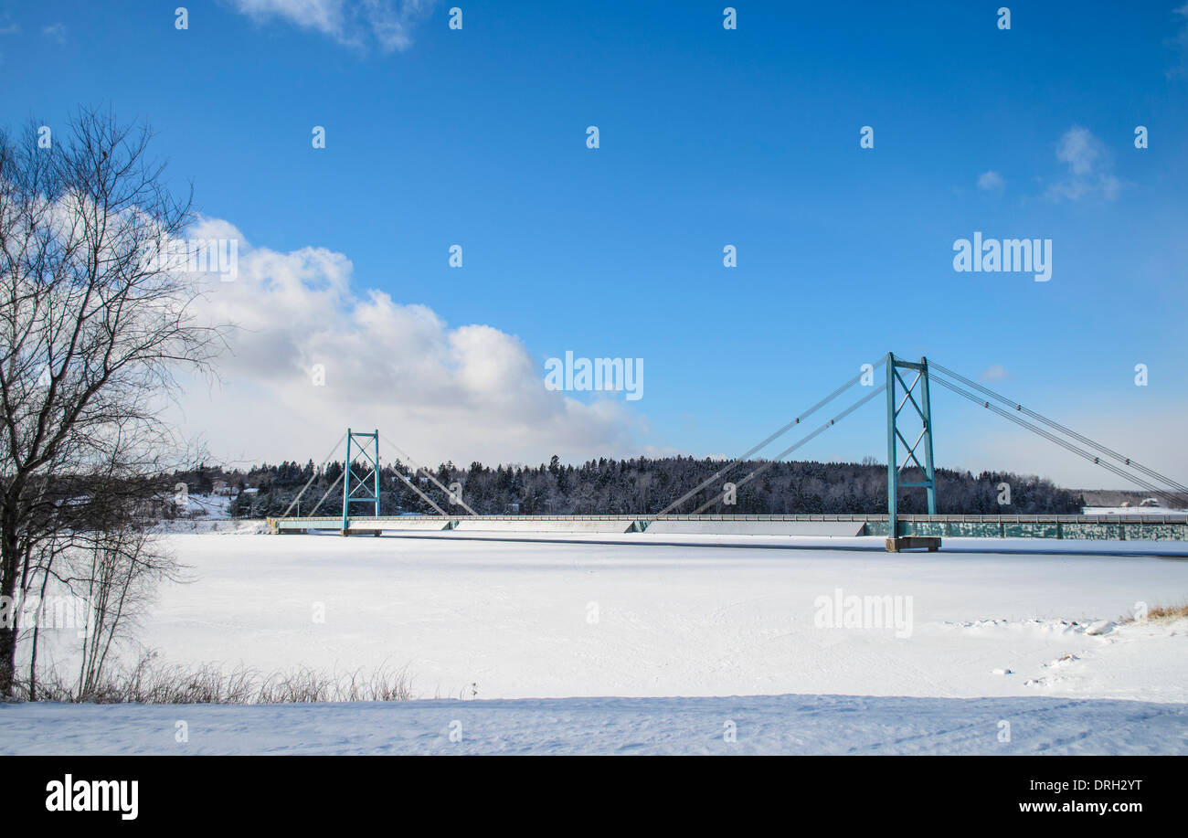 suspension bridge new brunswick Stock Photo - Alamy