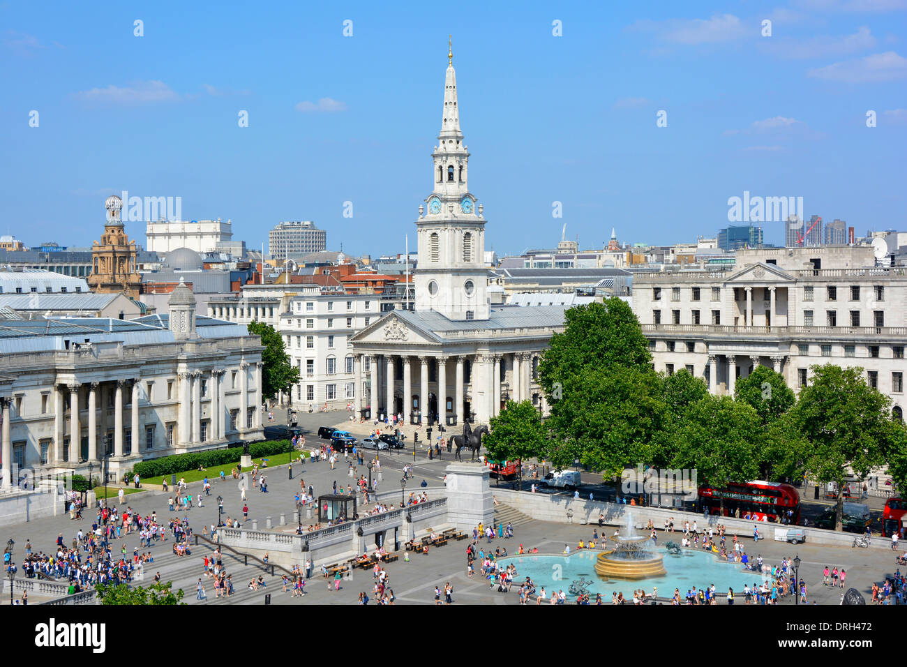 Trafalgar square london aerial hi-res stock photography and images - Alamy