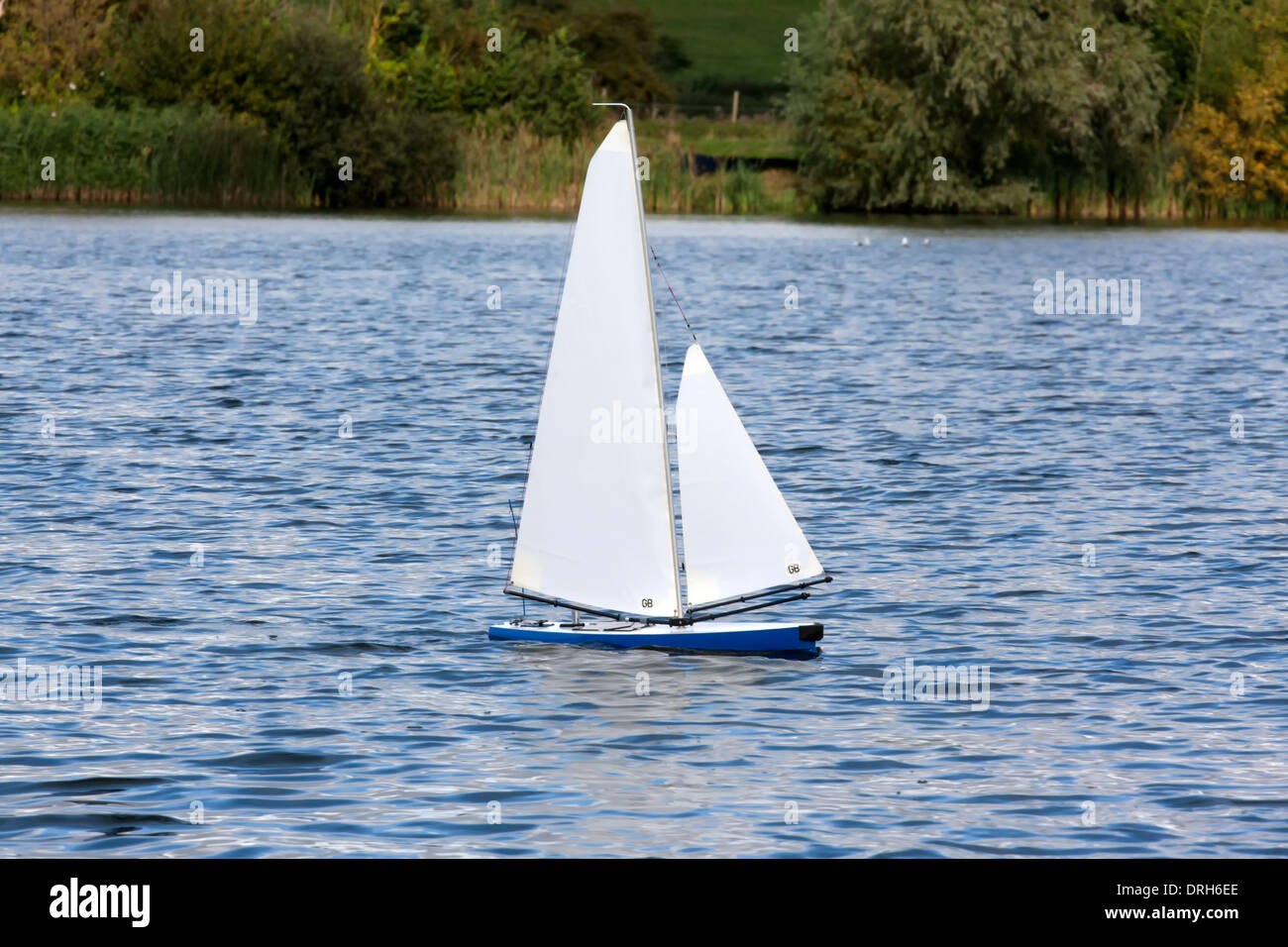 Radio controlled boat hi-res stock photography and images - Alamy