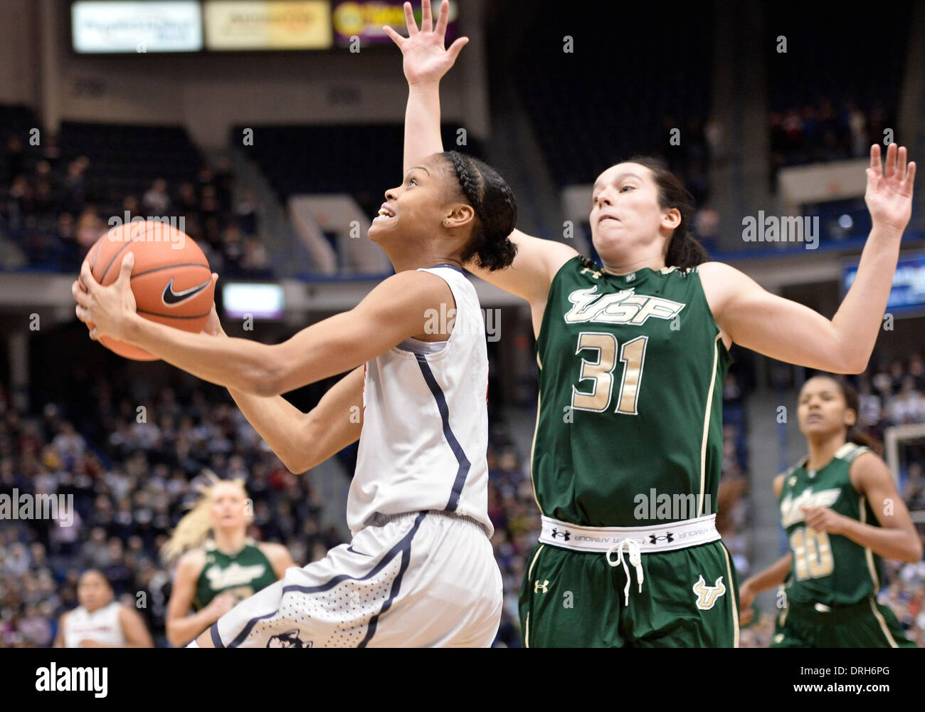 Ncaa uconn basketball team hi-res stock photography and images - Alamy