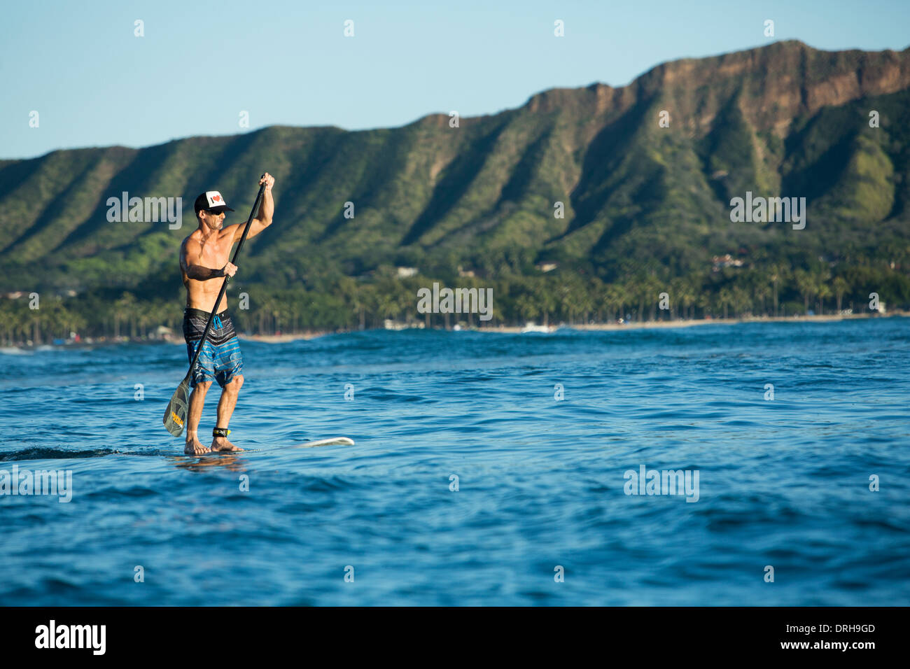 Stand up paddle board hawaii hi-res stock photography and images - Alamy
