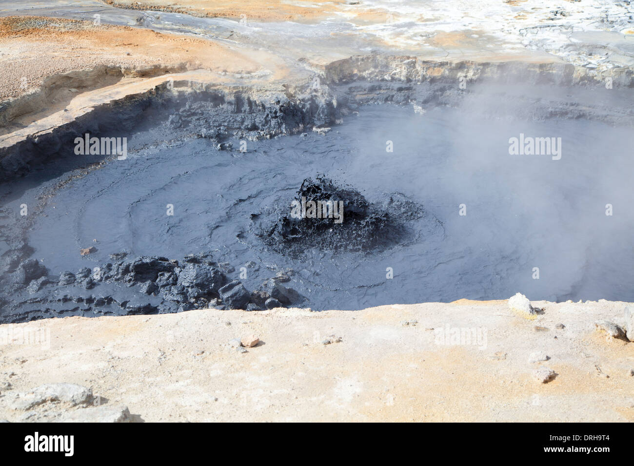 Thermal mud pool hi-res stock photography and images - Alamy