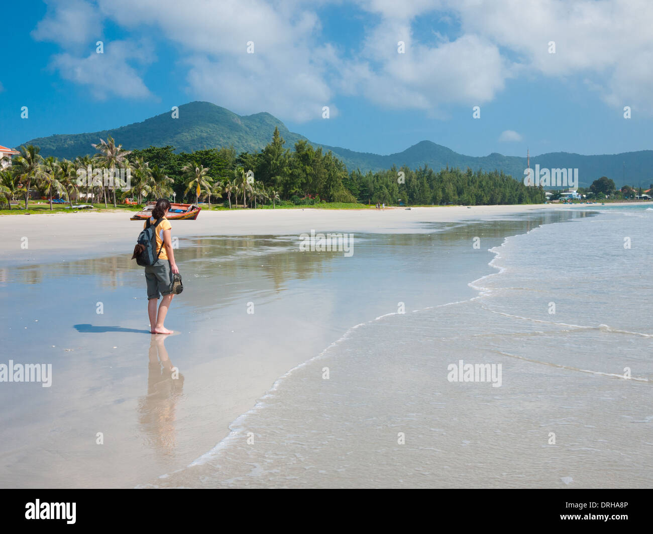 Con Son Islands High Resolution Stock Photography and Images - Alamy