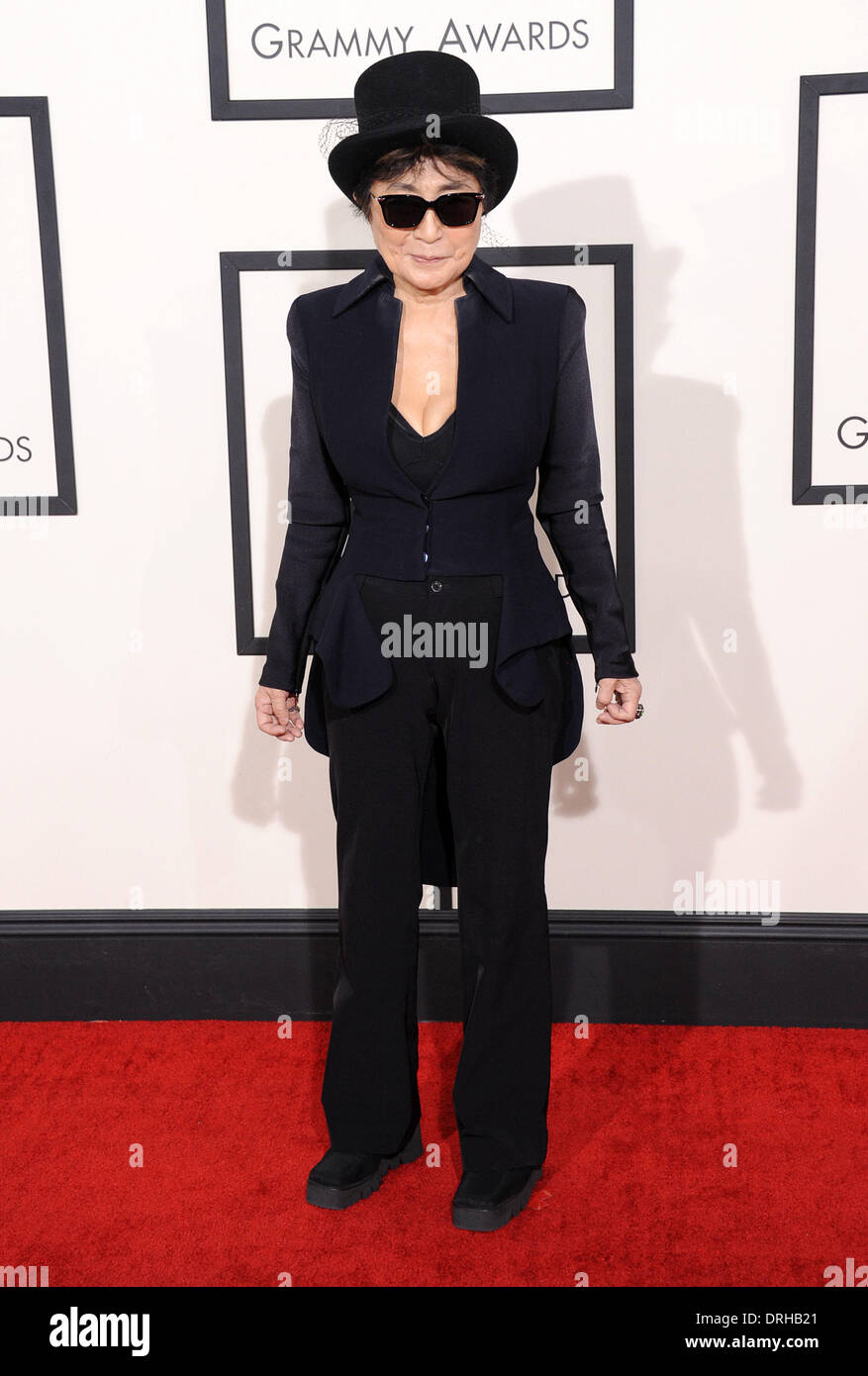 Los Angeles, California, USA. 26th Jan, 2014. Yoko Ono arrives for the ...
