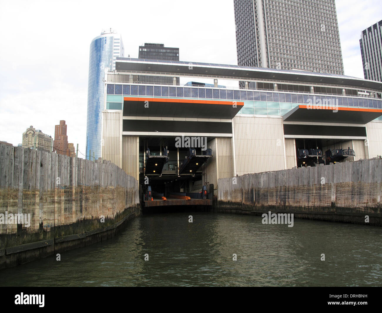 Staten island ferry terminal hi-res stock photography and images - Alamy