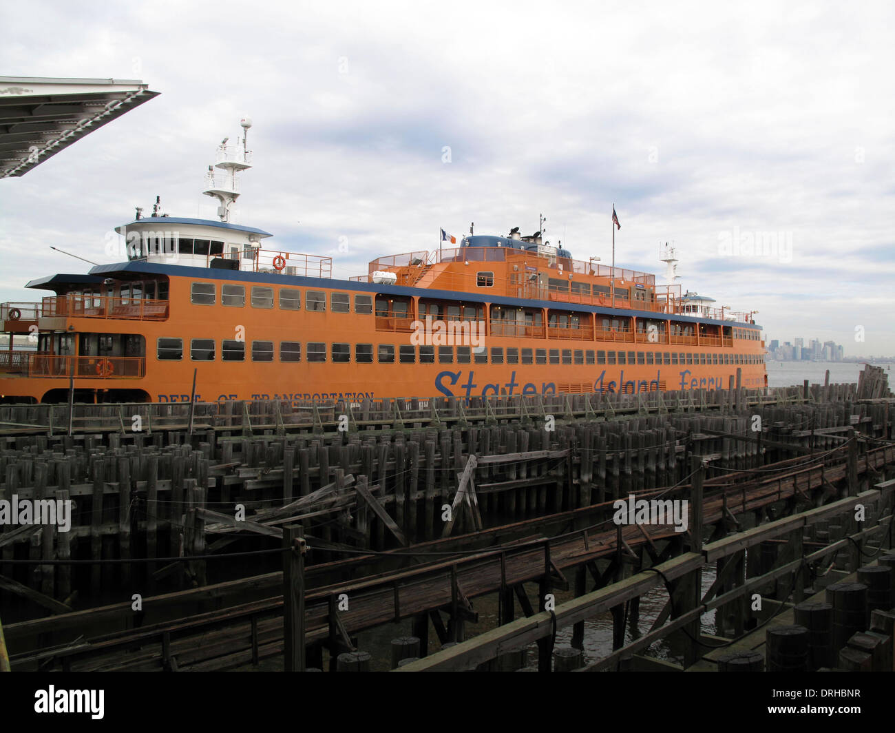 Staten Island Ferry at the terminal on Staten Island Stock Photo - Alamy