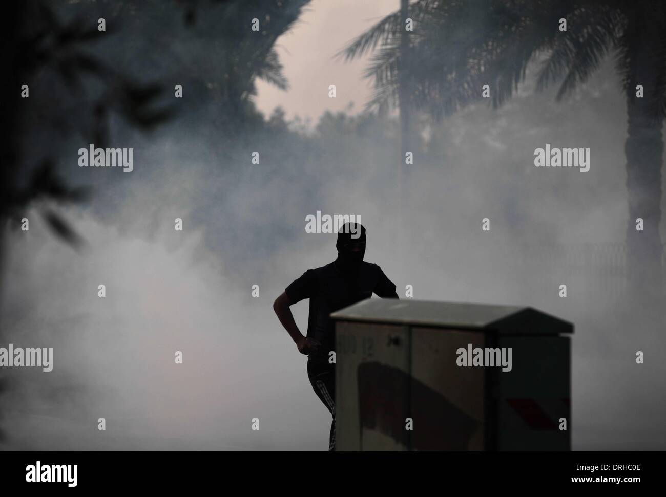 Bahraini protests 2014 hi-res stock photography and images - Alamy