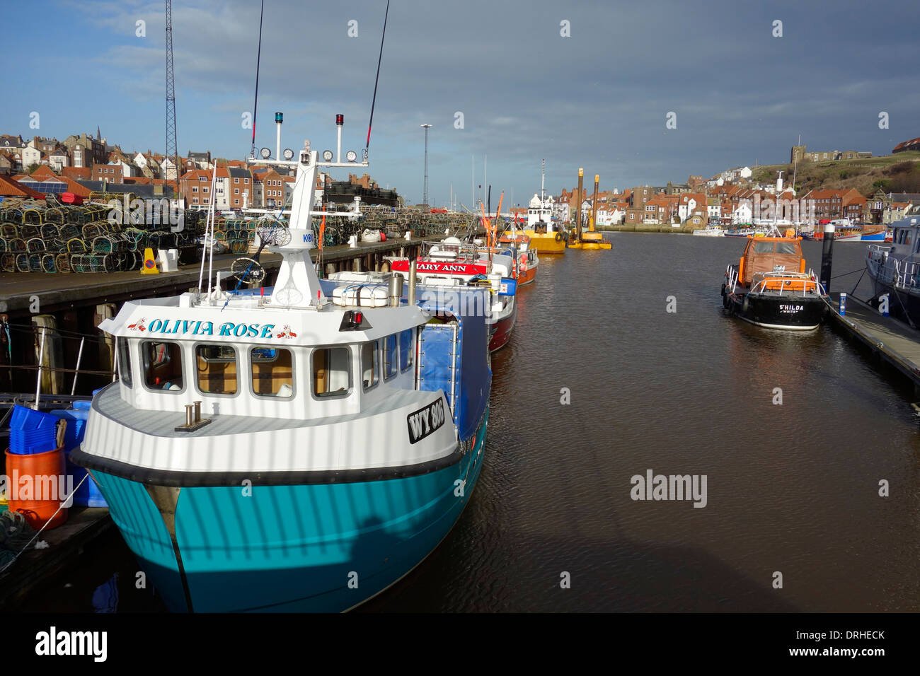 Whitby moorings hi-res stock photography and images - Alamy