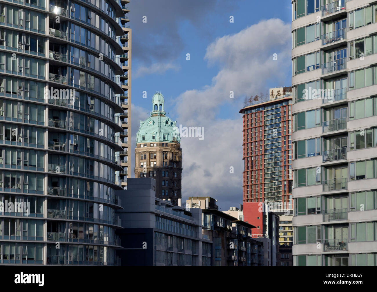 High rise buildings in vancouver hi-res stock photography and images - Alamy