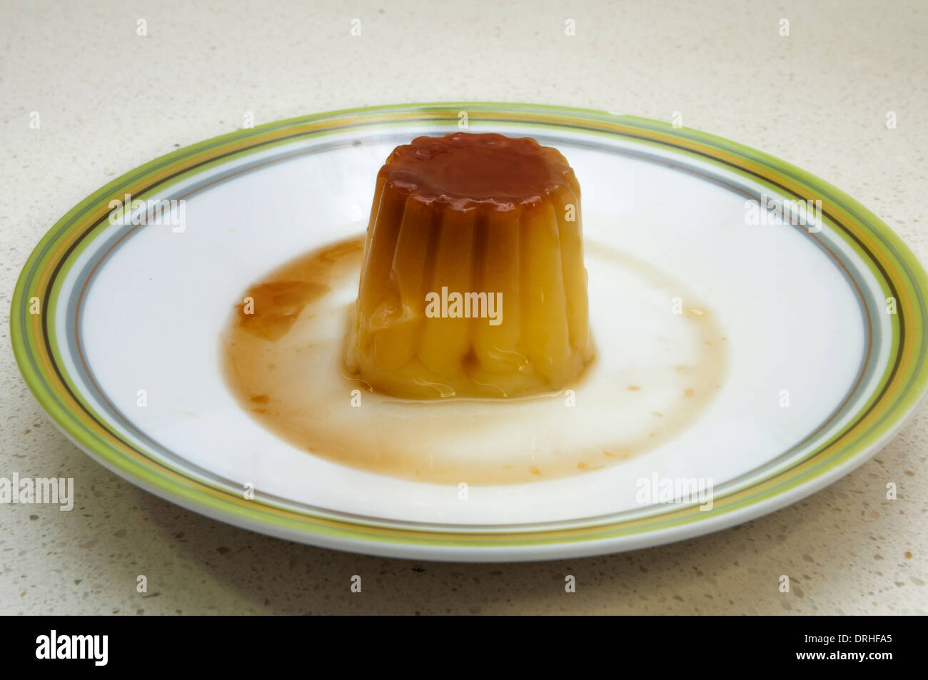 Closeup vanilla flan cream hi-res stock photography and images - Alamy