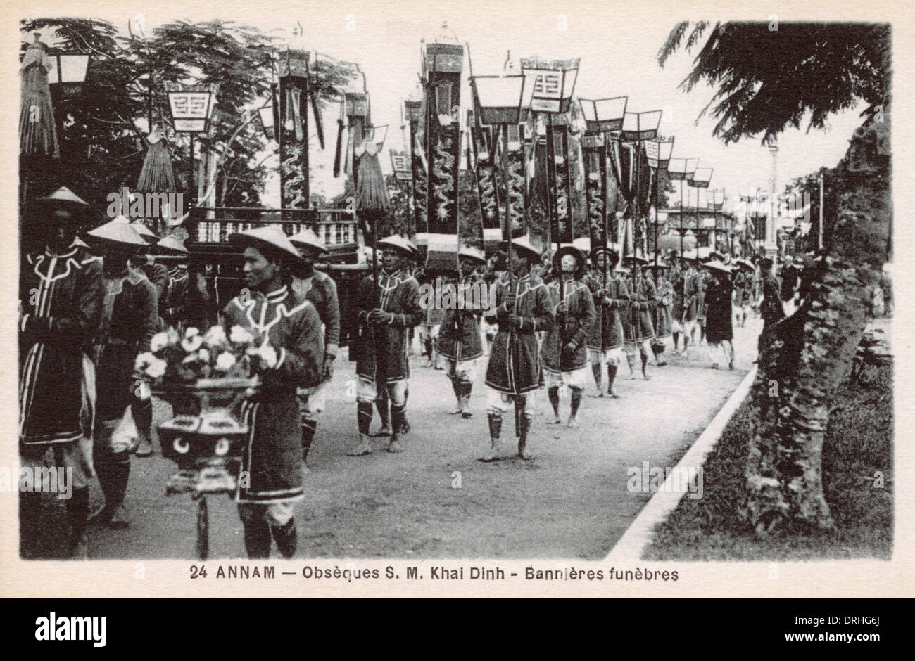 Emperor procession hi-res stock photography and images - Alamy