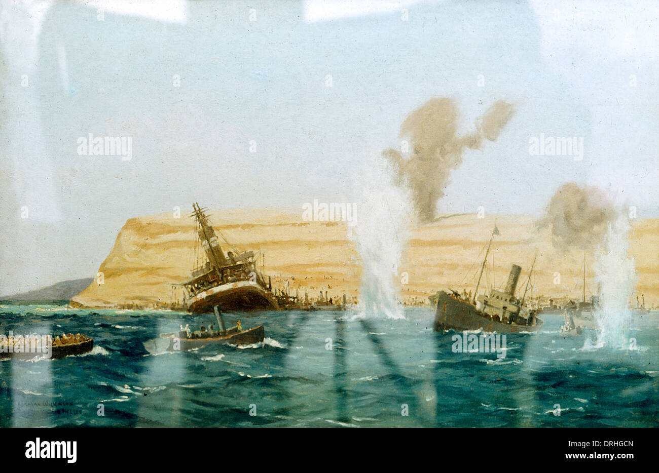 Allied ships in action in the Dardanelles, Turkey, WW1 Stock Photo - Alamy