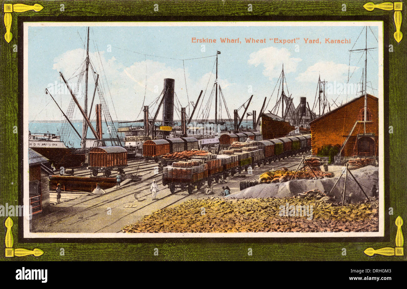 India wheat trucks hi-res stock photography and images - Alamy