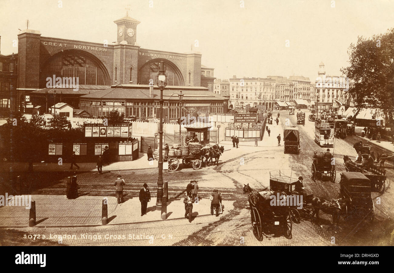 Kings cross station railway hi-res stock photography and images - Alamy