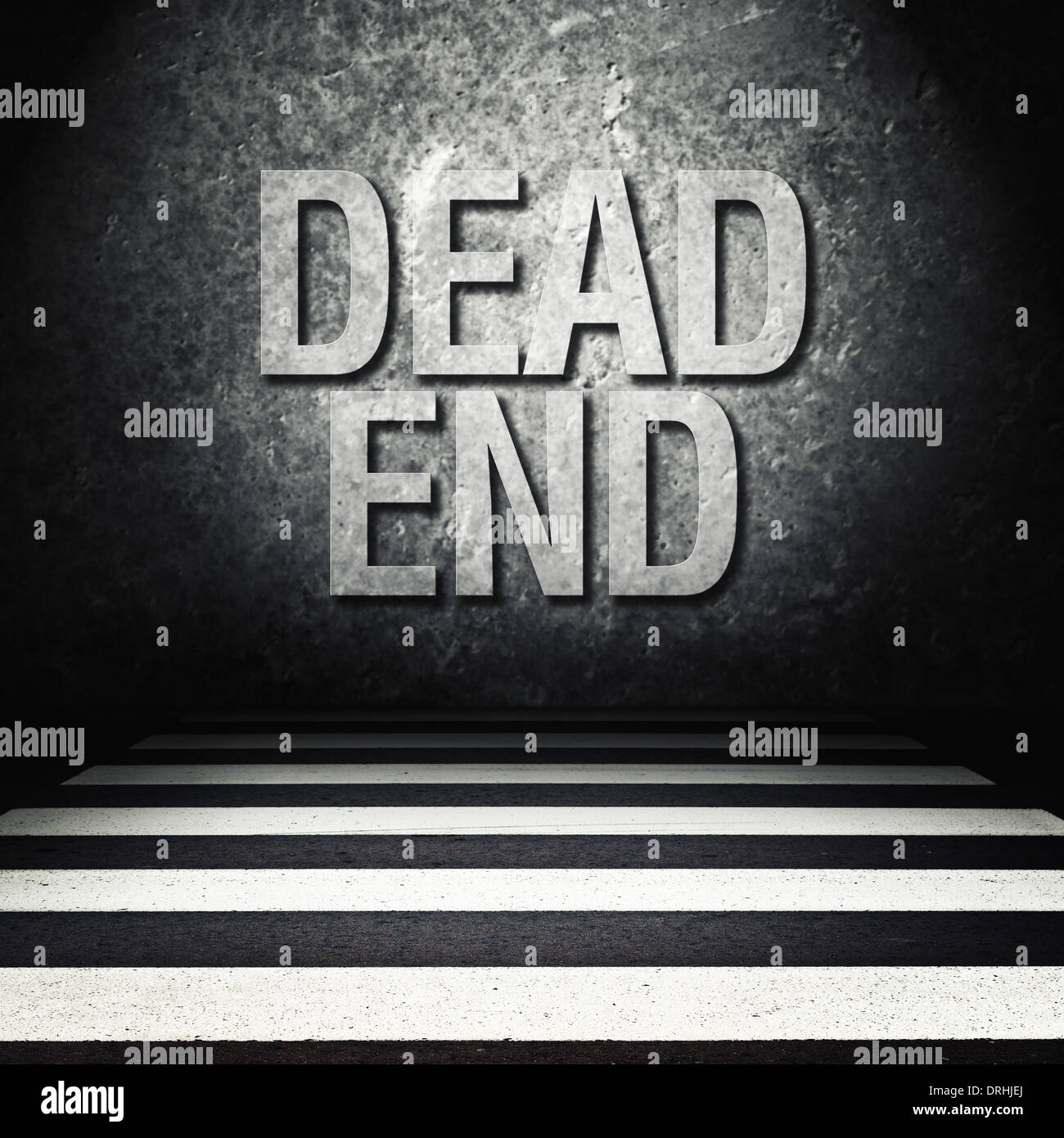 Dead end concept. Concrete room with DEAD END title Stock Photo - Alamy