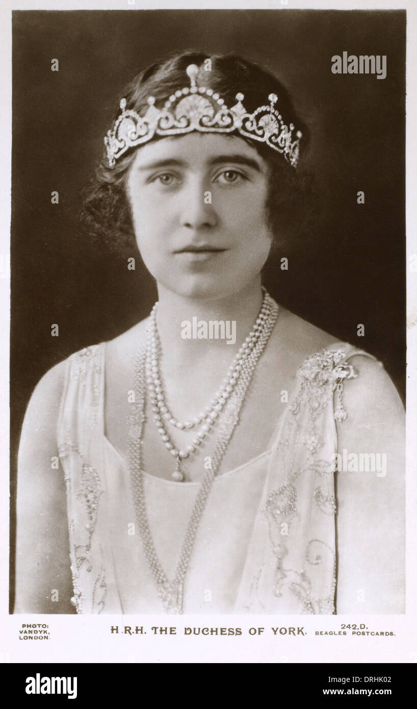 Duchess of york queen elizabeth tiara hi-res stock photography and ...