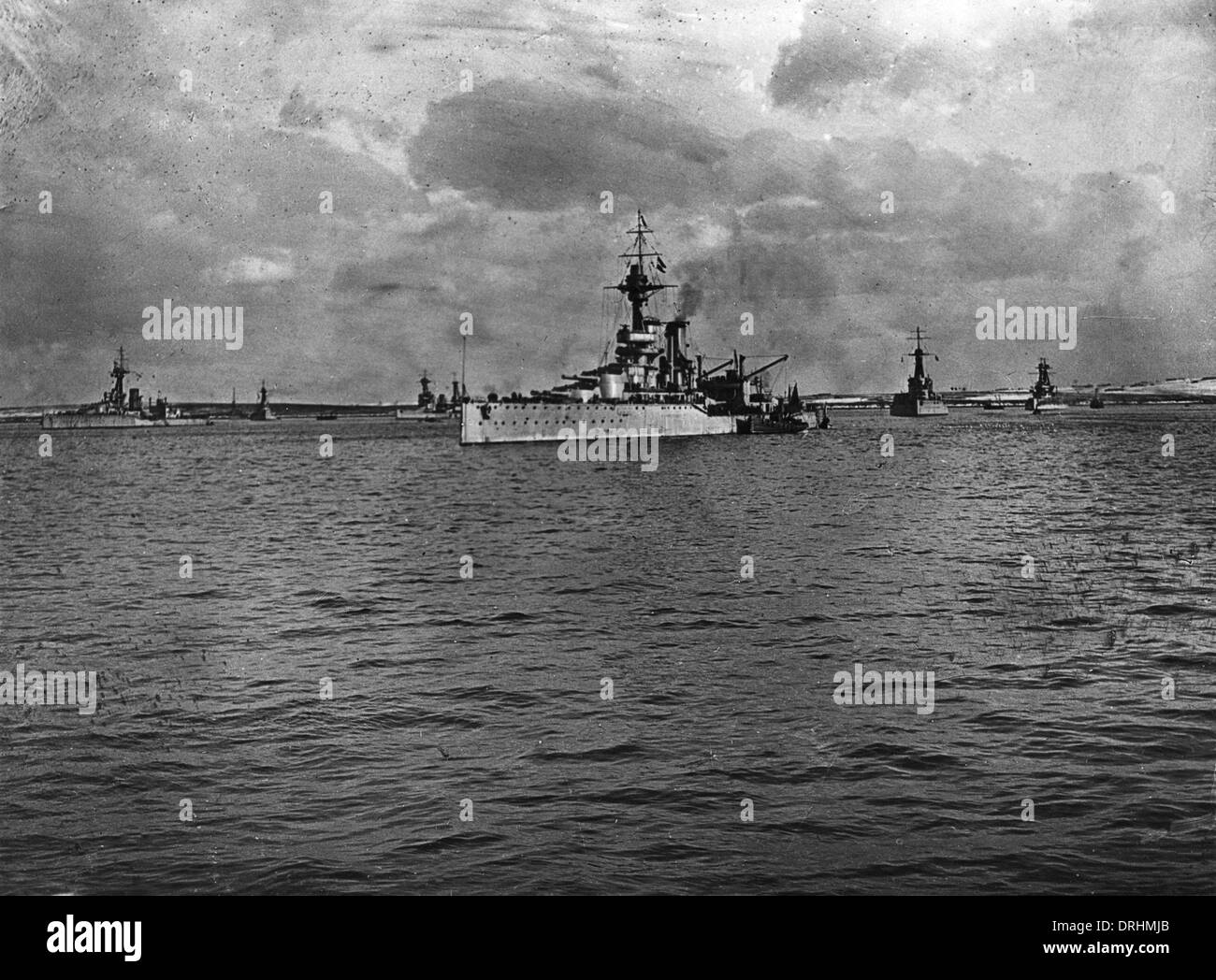 Ww2 british navy cruiser Black and White Stock Photos & Images - Alamy