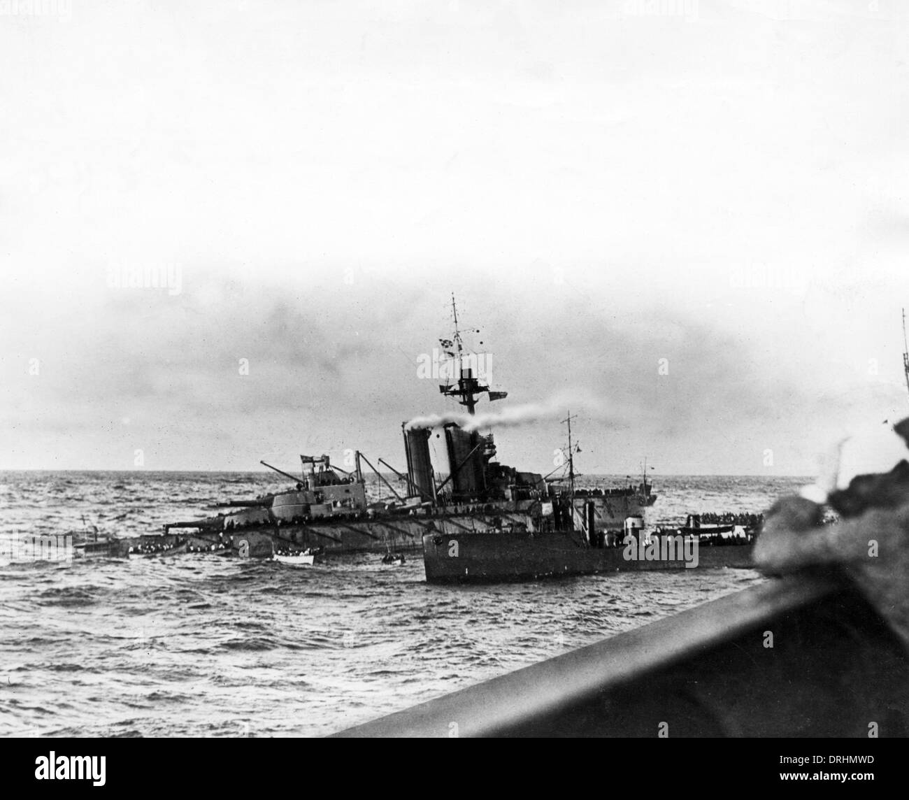The british battleship hms king george v hi-res stock photography and ...