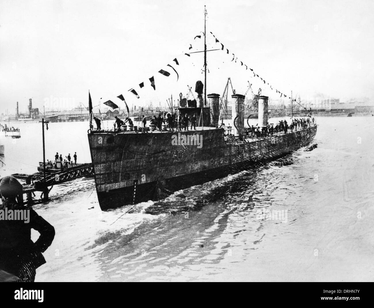 British Destroyer Wwi Stock Photos & British Destroyer Wwi Stock Images ...