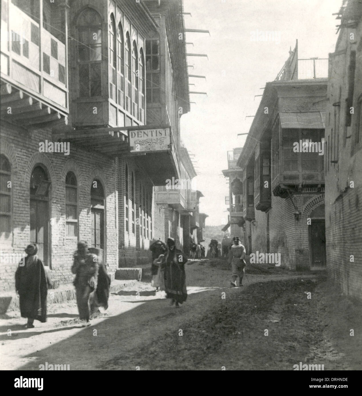 Street scene in Basra, Mesopotamia (Iraq), WW1 Stock Photo - Alamy