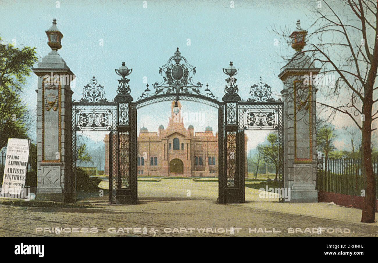 Cartwright Hall, Bradford - Princess Gate Stock Photo - Alamy