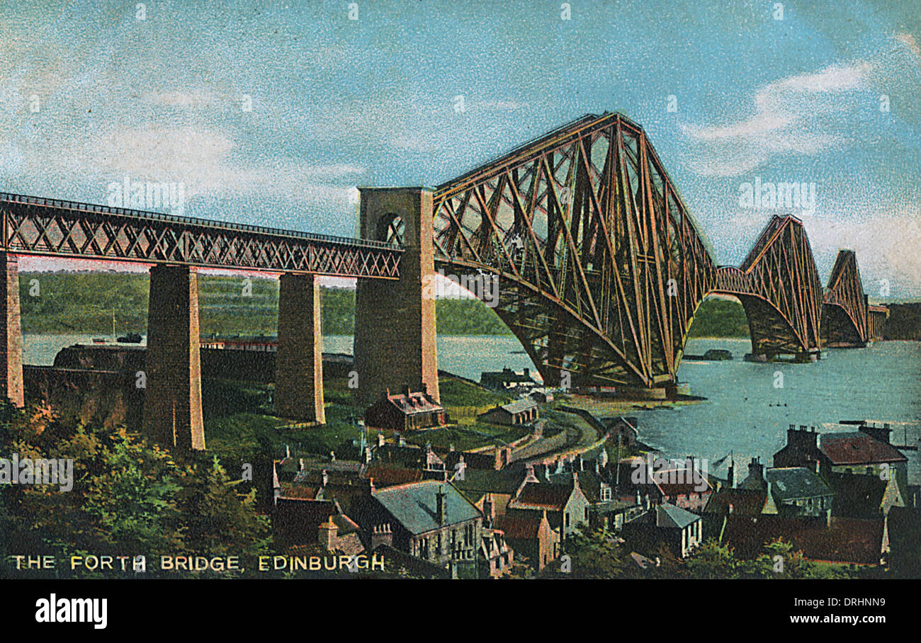 Forth bridge with train hi-res stock photography and images - Alamy