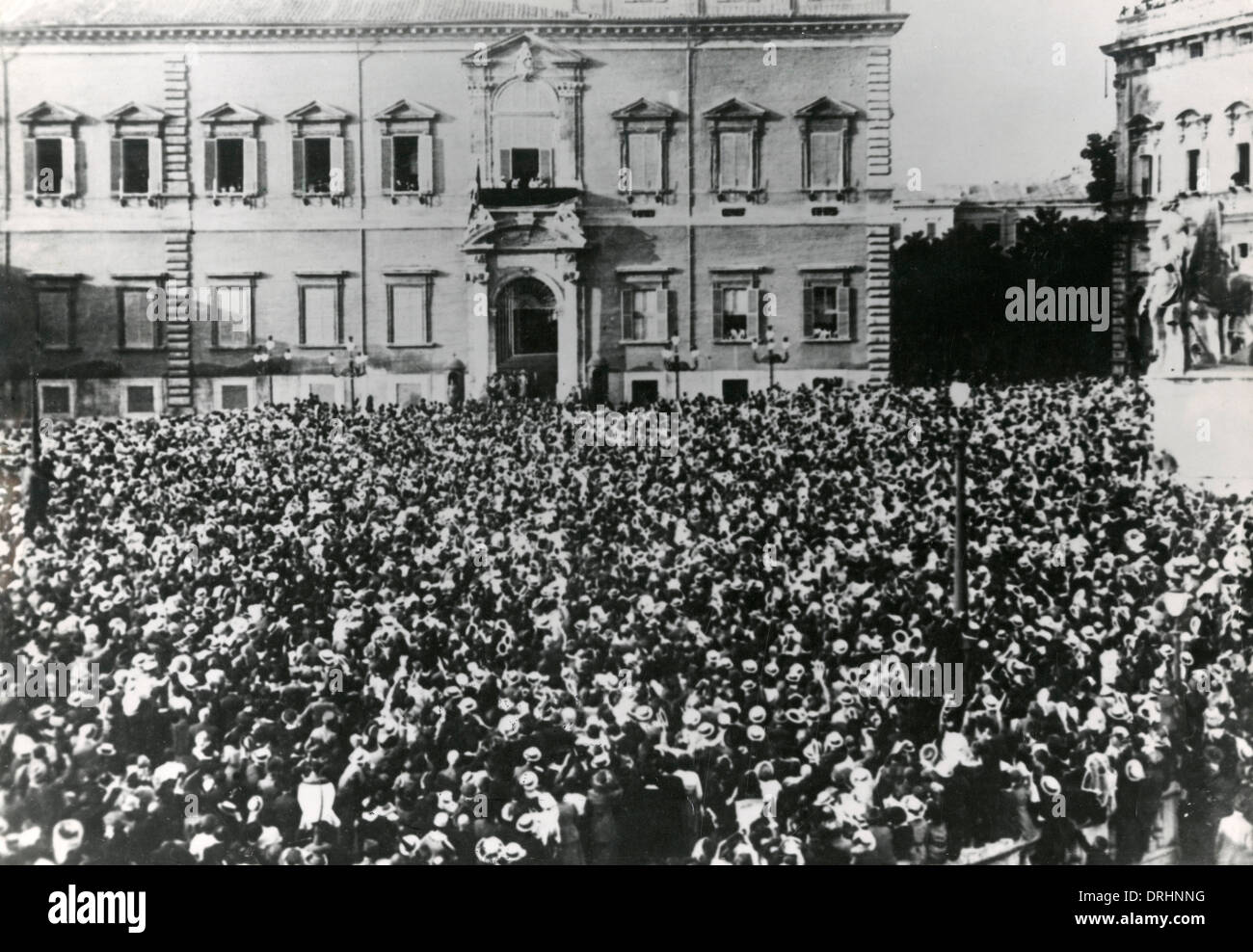 Italian declaration of war, Rome, Italy, WW1 Stock Photo - Alamy