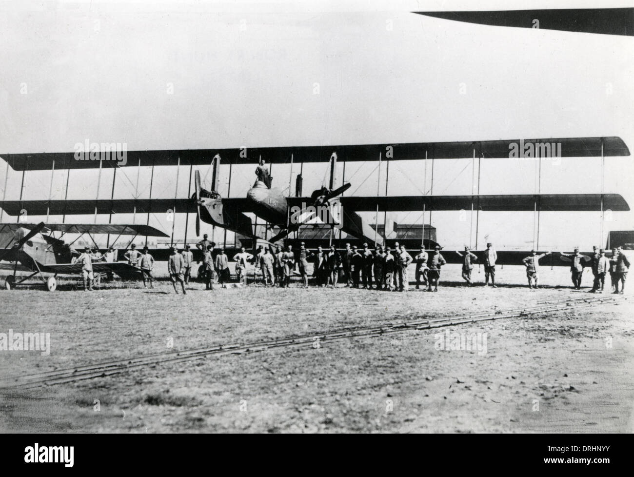 Italian Caproni Ca.4 bomber plane, WW1 Stock Photo - Alamy