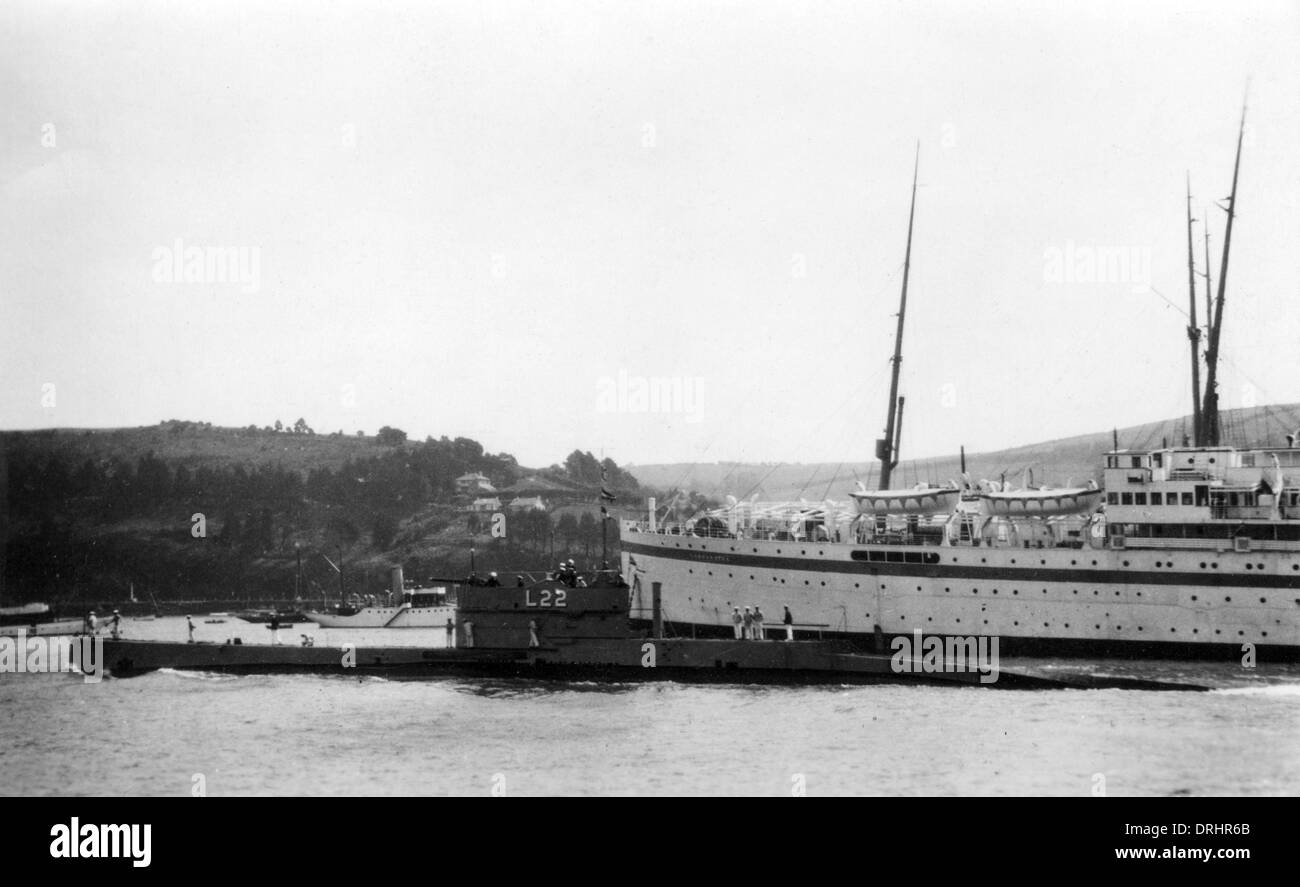 British submarine HMS L22, WW1 Stock Photo - Alamy