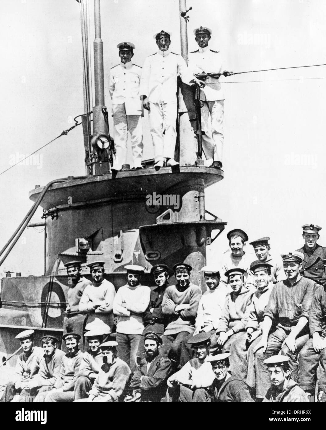 Crew of HMS E11 submarine, WW1 Stock Photo - Alamy